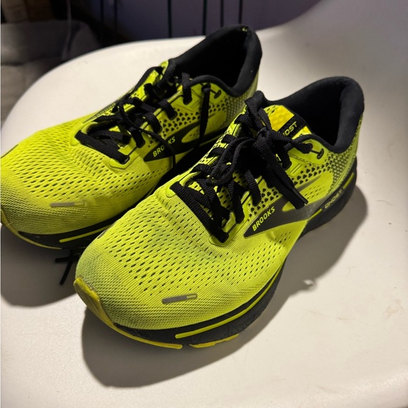 Brooks | Shoes | Brooks Bright Yellow Running Shoes With Black Details ...